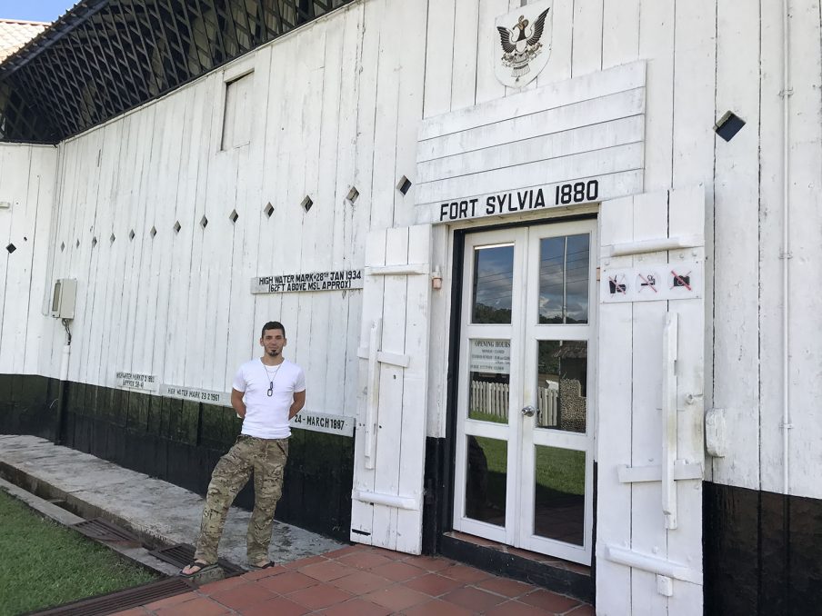 Fort Sylvia in Kapit, Sarawak / Borneo - Lars Fehlandt • Wildlife ...